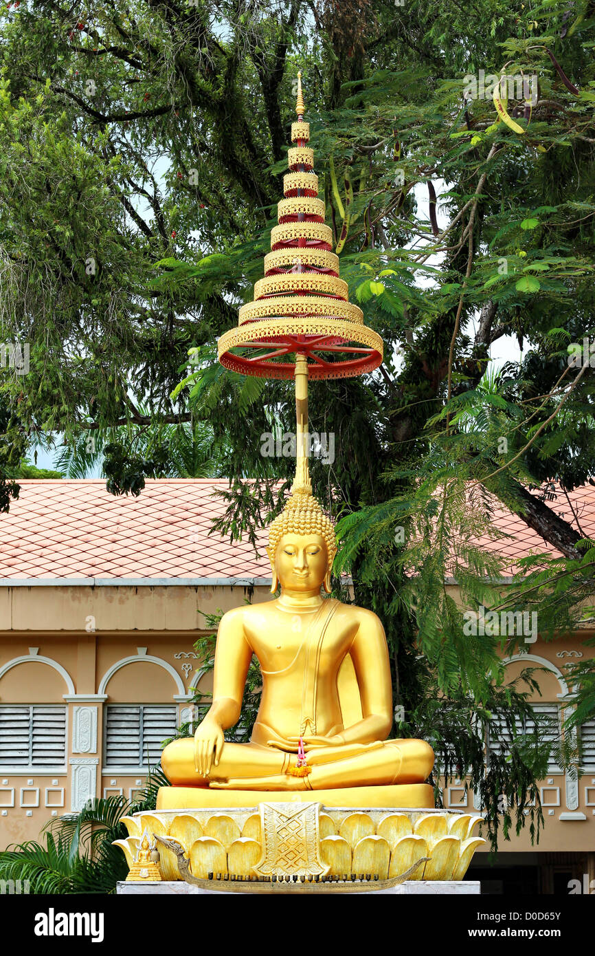 Beautiful Buddha statue Stock Photo - Alamy
