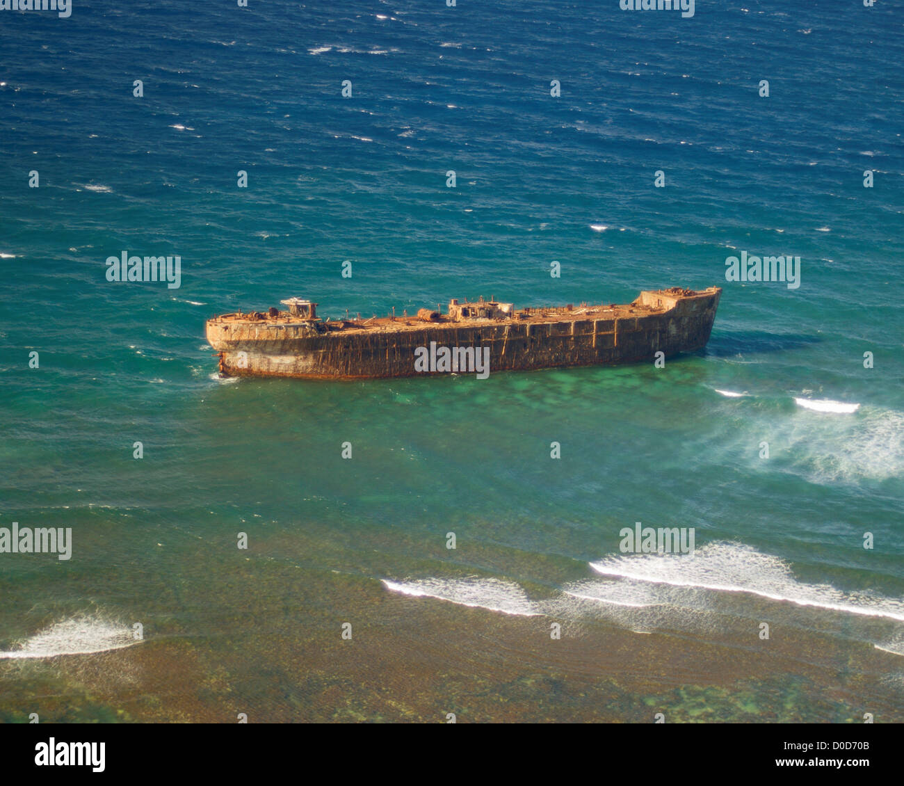 Shipwreck beach and lanai hi-res stock photography and images - Alamy