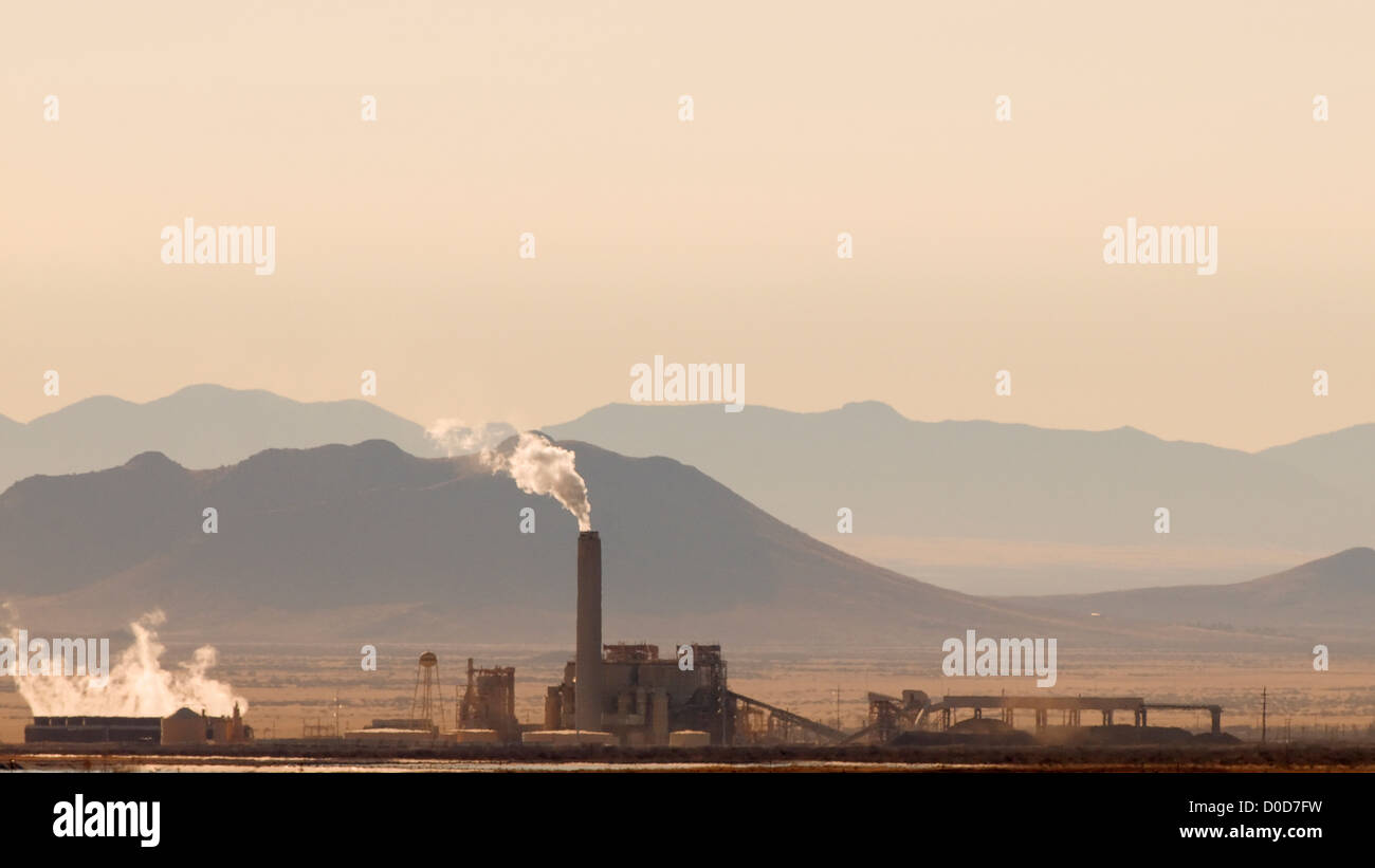 Coal Burning Power Plant Stock Photo - Alamy