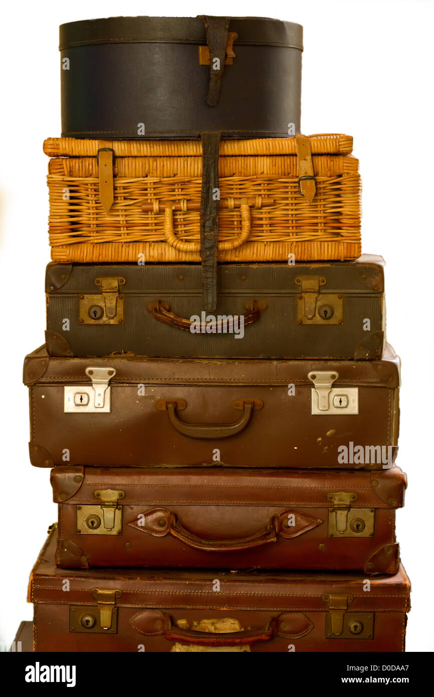 Old fashioned suitcases hi-res stock photography and images - Alamy