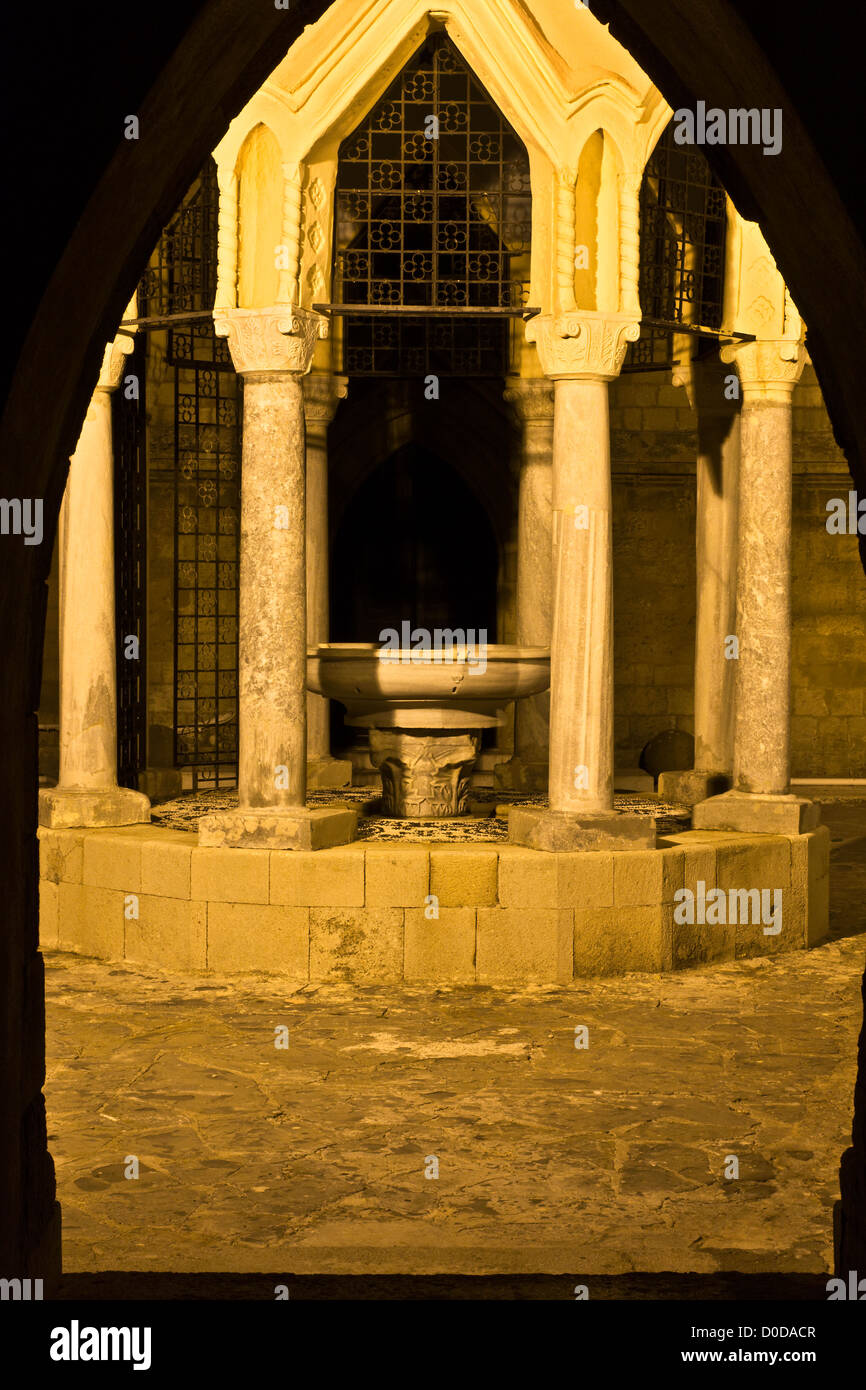 Medieval old fountain at Rhodes resort island in Greece Stock Photo - Alamy