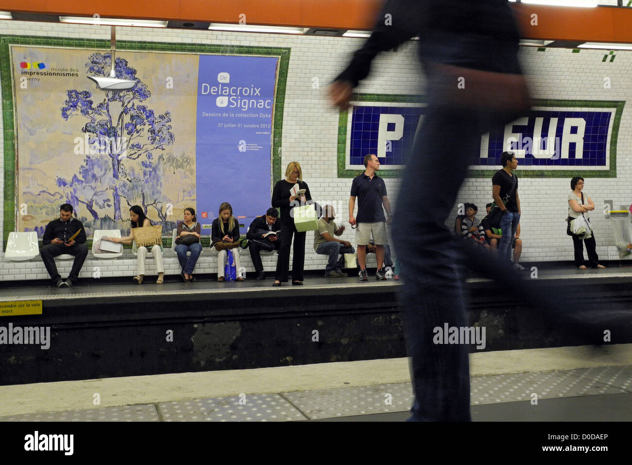 Pasteur metro station hi-res stock photography and images - Alamy