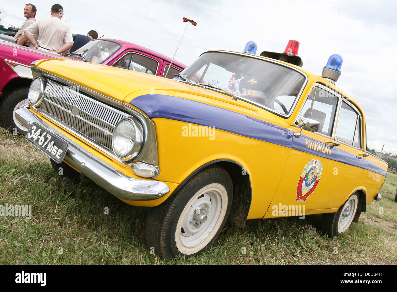 The soviet made police car 'Moskvich 412' Stock Photo - Alamy