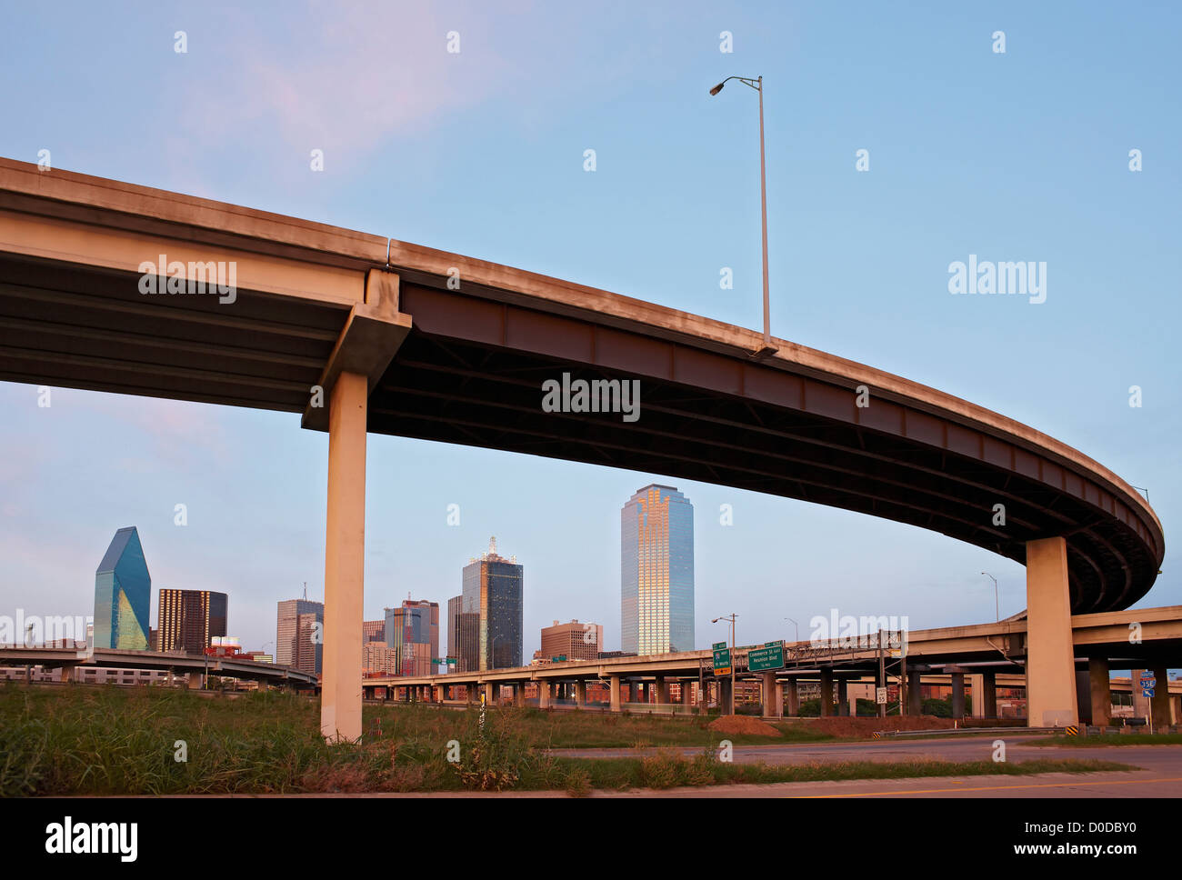 Interstate Flyover in Dallas Stock Photo - Alamy