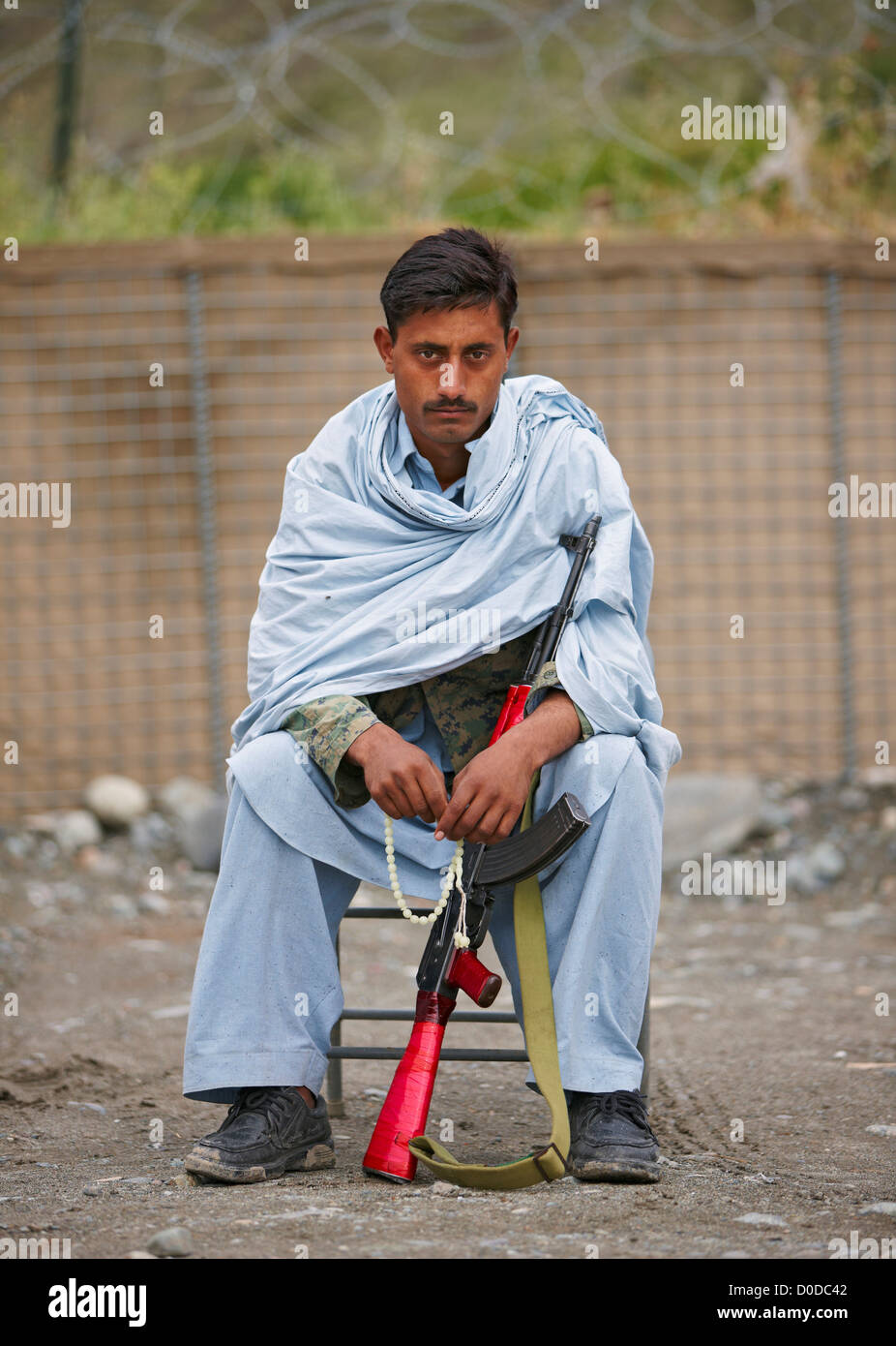 Afghan Guard Holding AK-47 Stock Photo - Alamy