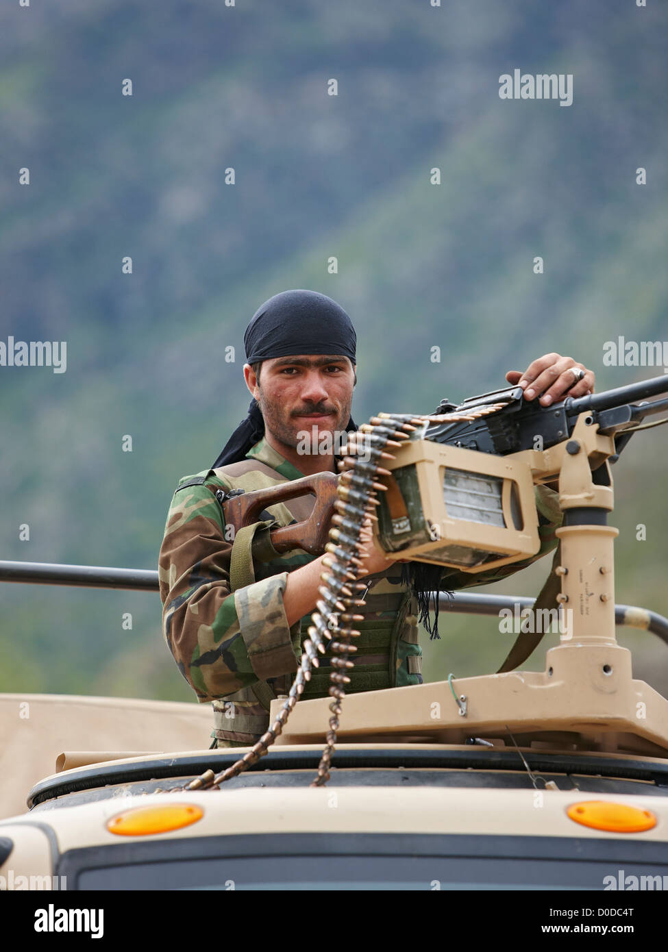 Soldier with a machine gun hi-res stock photography and images - Alamy