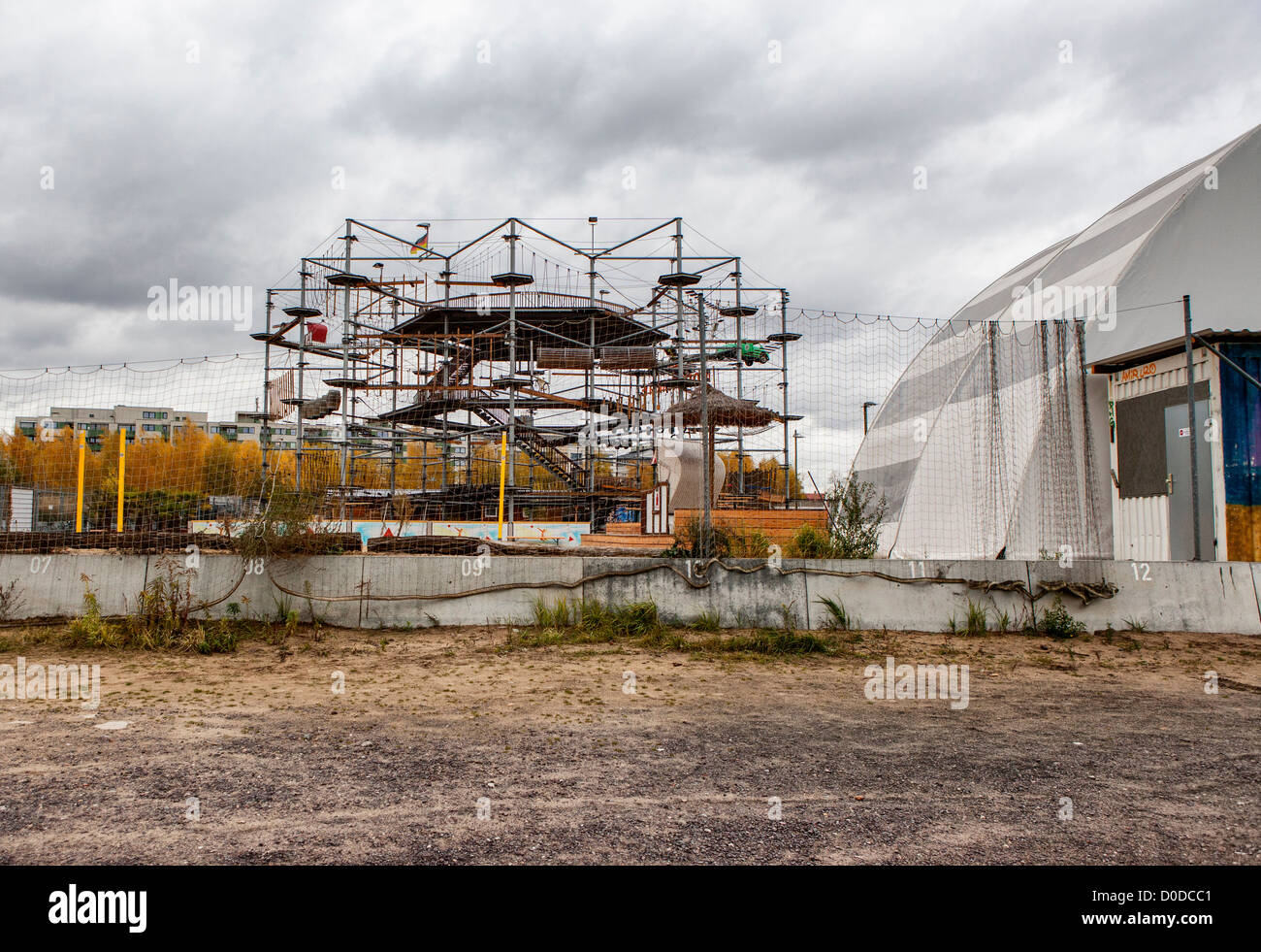 MountMitte - Adventure park with high rope climbing frames & obstacle ...