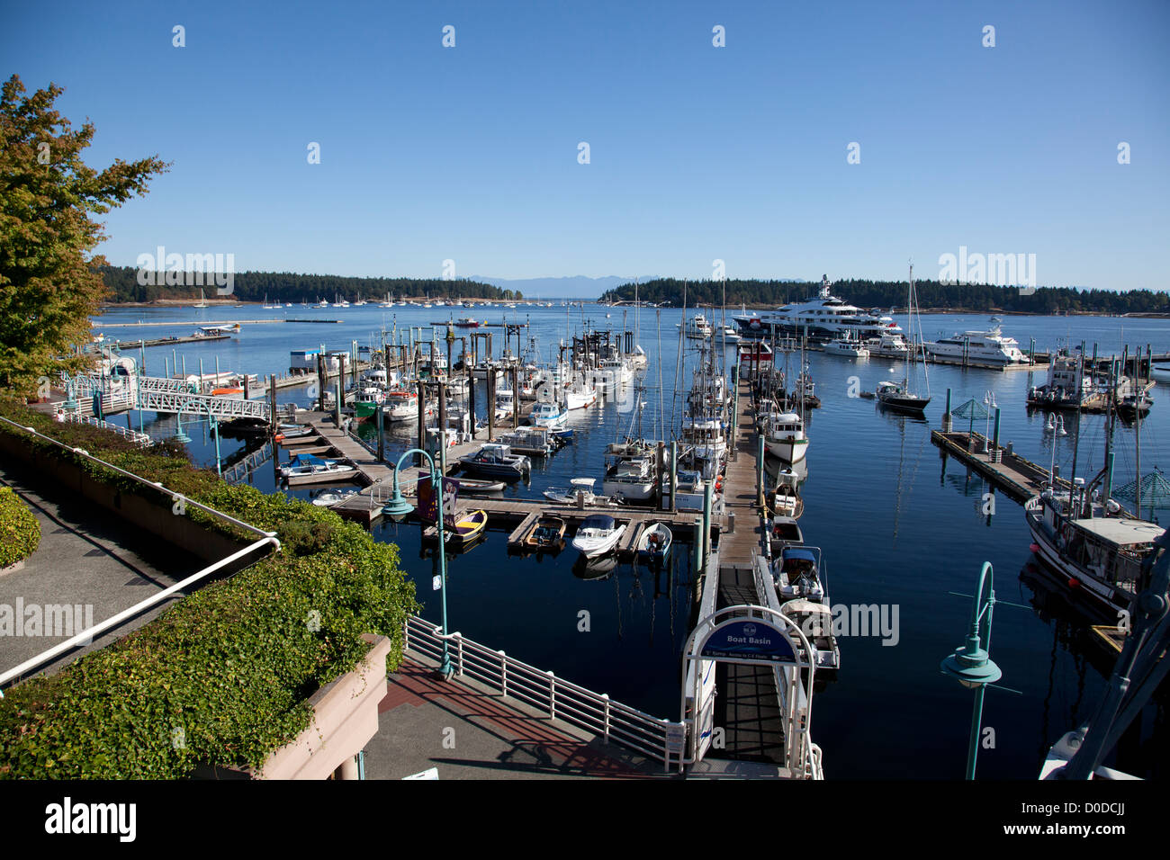 Boat basin hi-res stock photography and images - Alamy