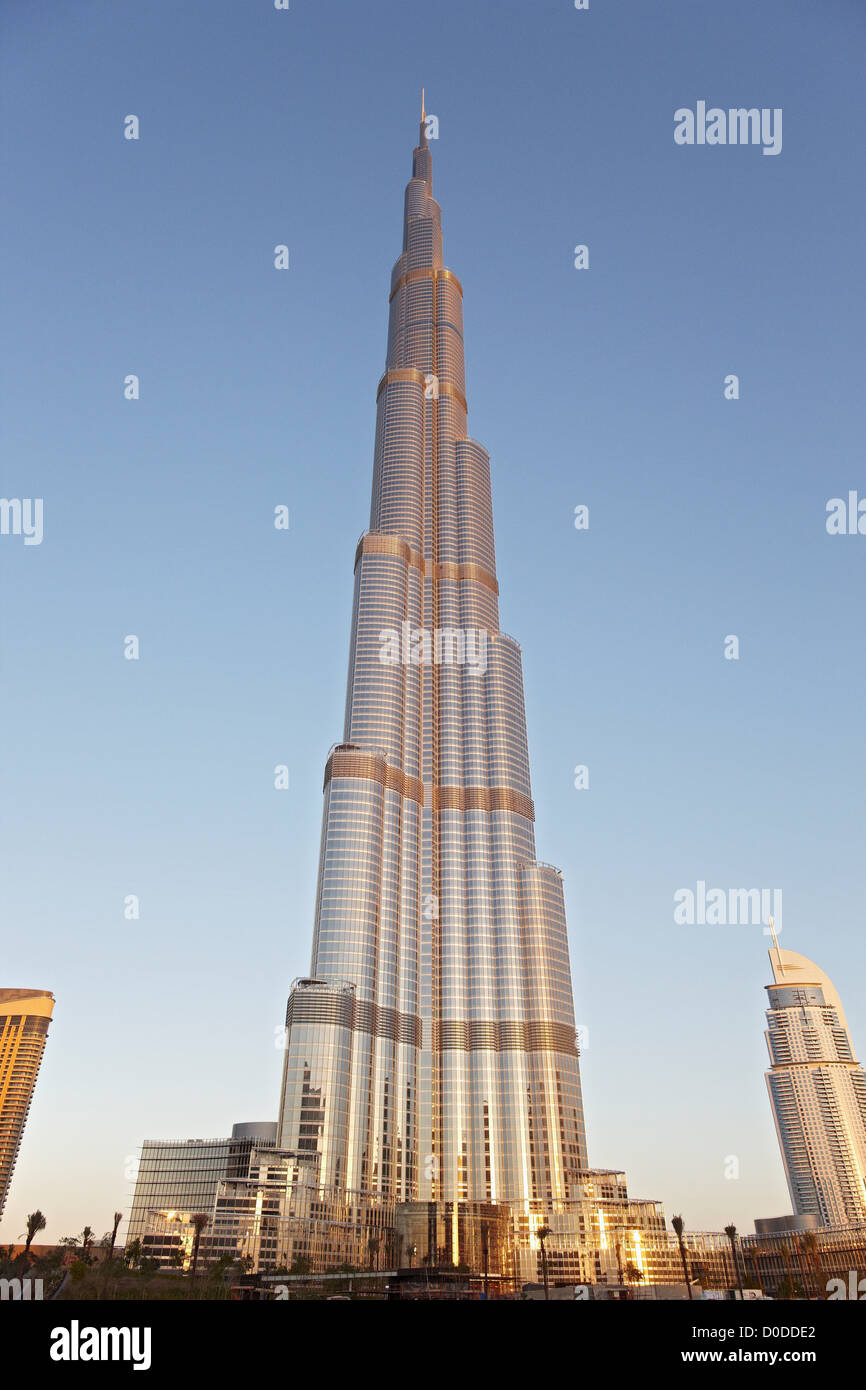 Burj Khalifa (Khalifa Tower Stock Photo - Alamy