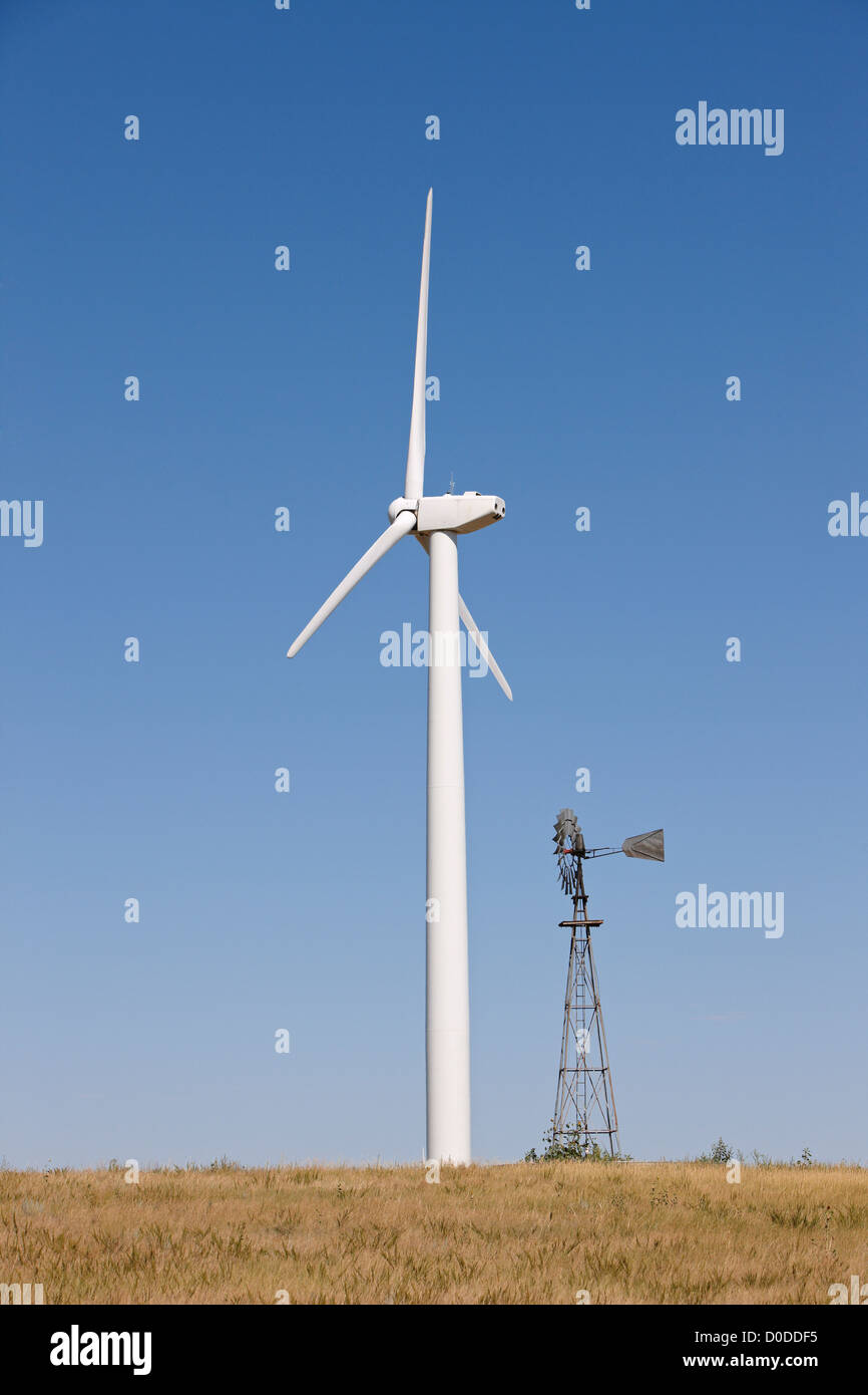 Classic Aermotor Windmill and a Modern Wind Turbine Stock Photo - Alamy