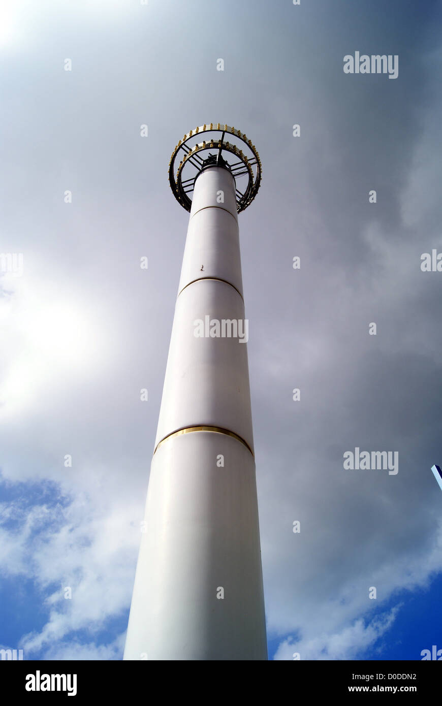 Lamp post, very tall, in shenzhen, China Stock Photo - Alamy
