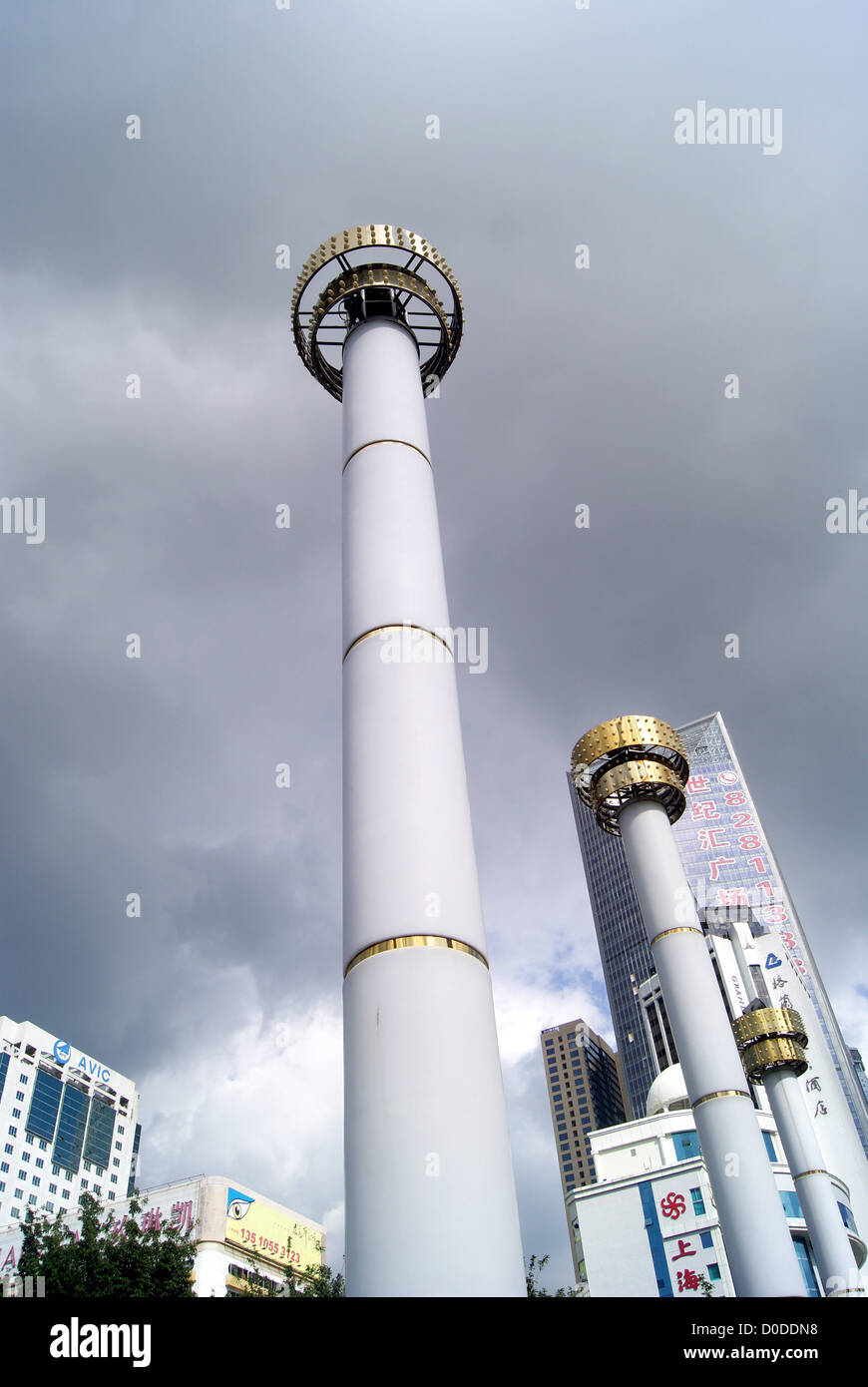 Lamp post, very tall, in shenzhen, China Stock Photo - Alamy