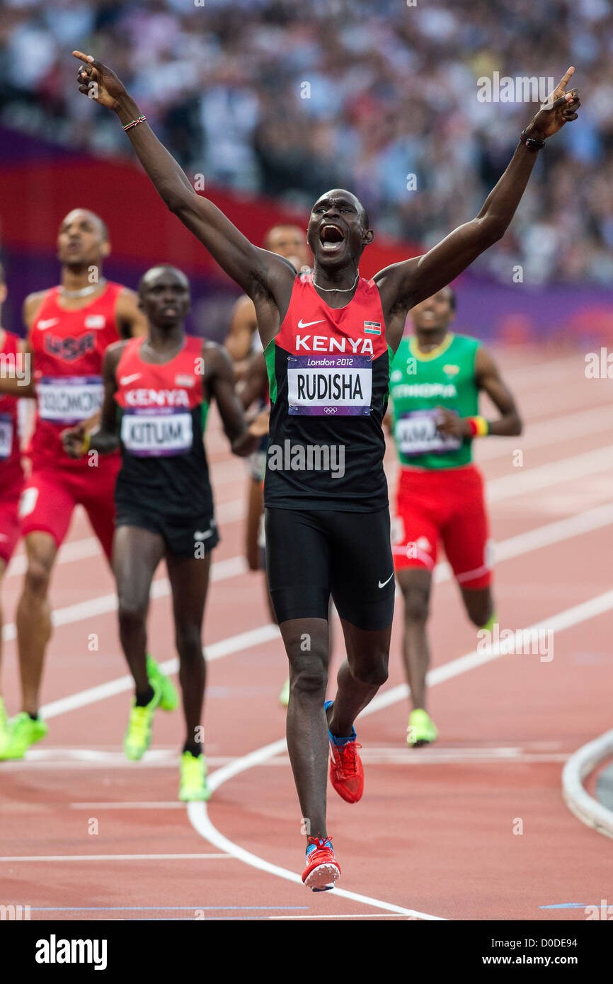 David Rudisha (KEN) winning the gold medal in world record time in the ...