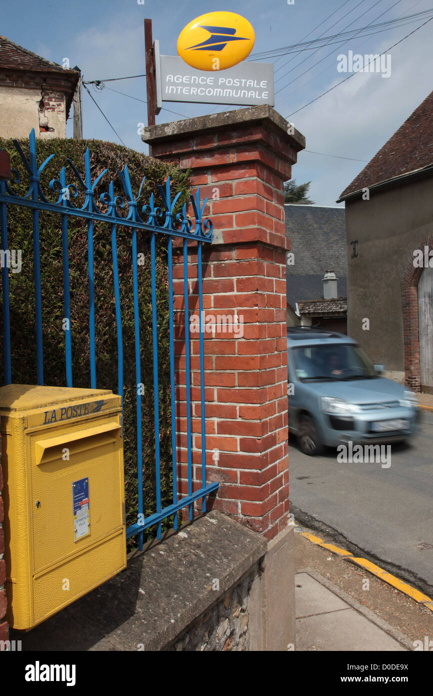 Postal administration hi-res stock photography and images - Alamy