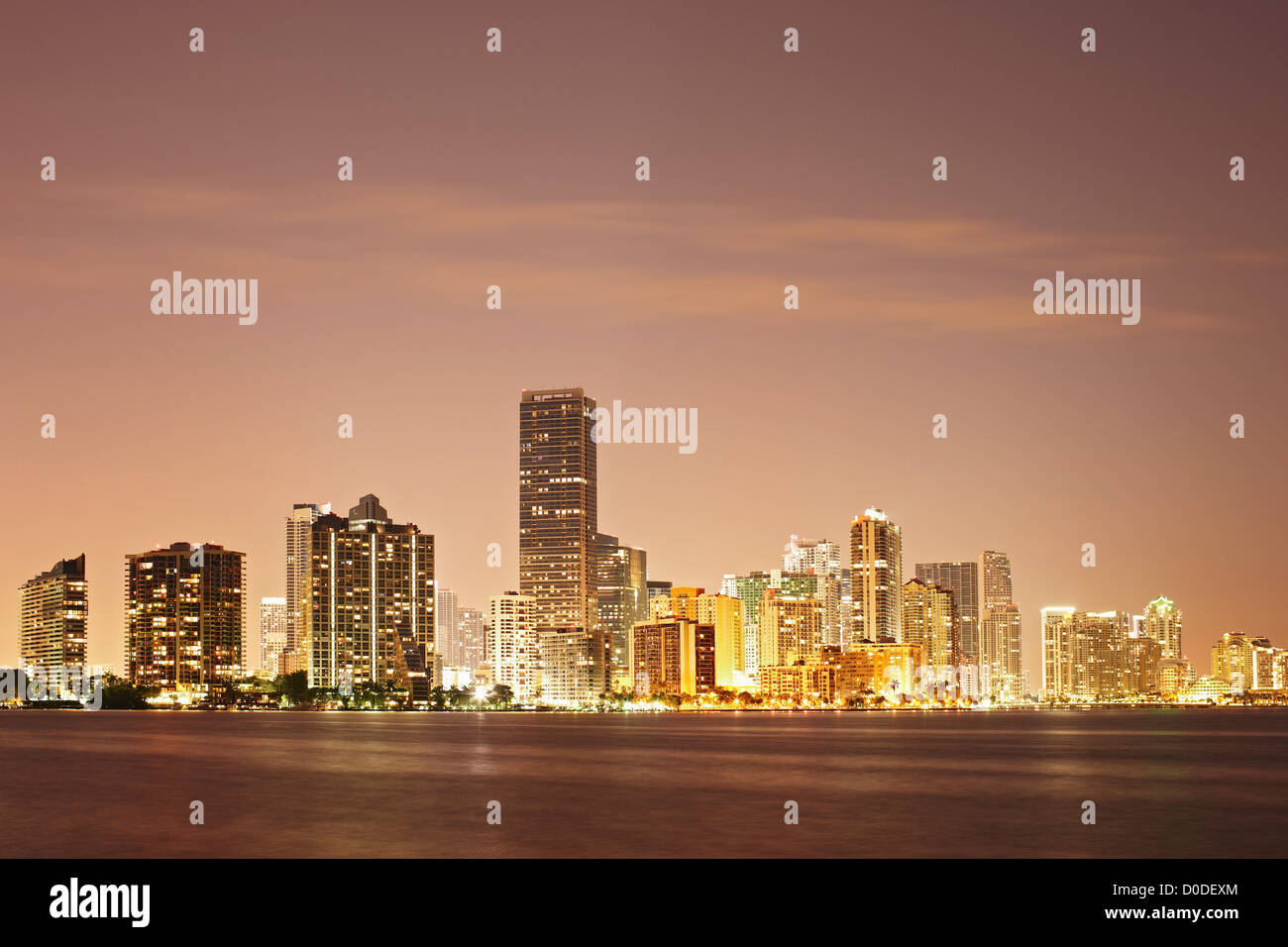 Dusk view of the Miami, Florida skyline Stock Photo - Alamy
