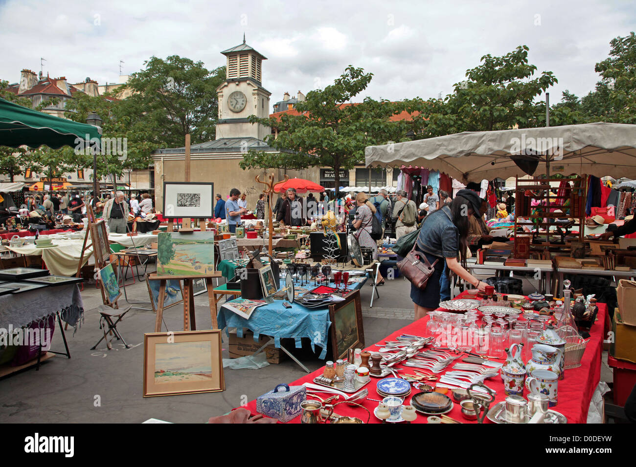 Second hand goods hi-res stock photography and images - Alamy