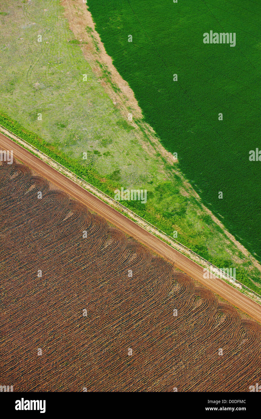 Three round fields hi-res stock photography and images - Alamy