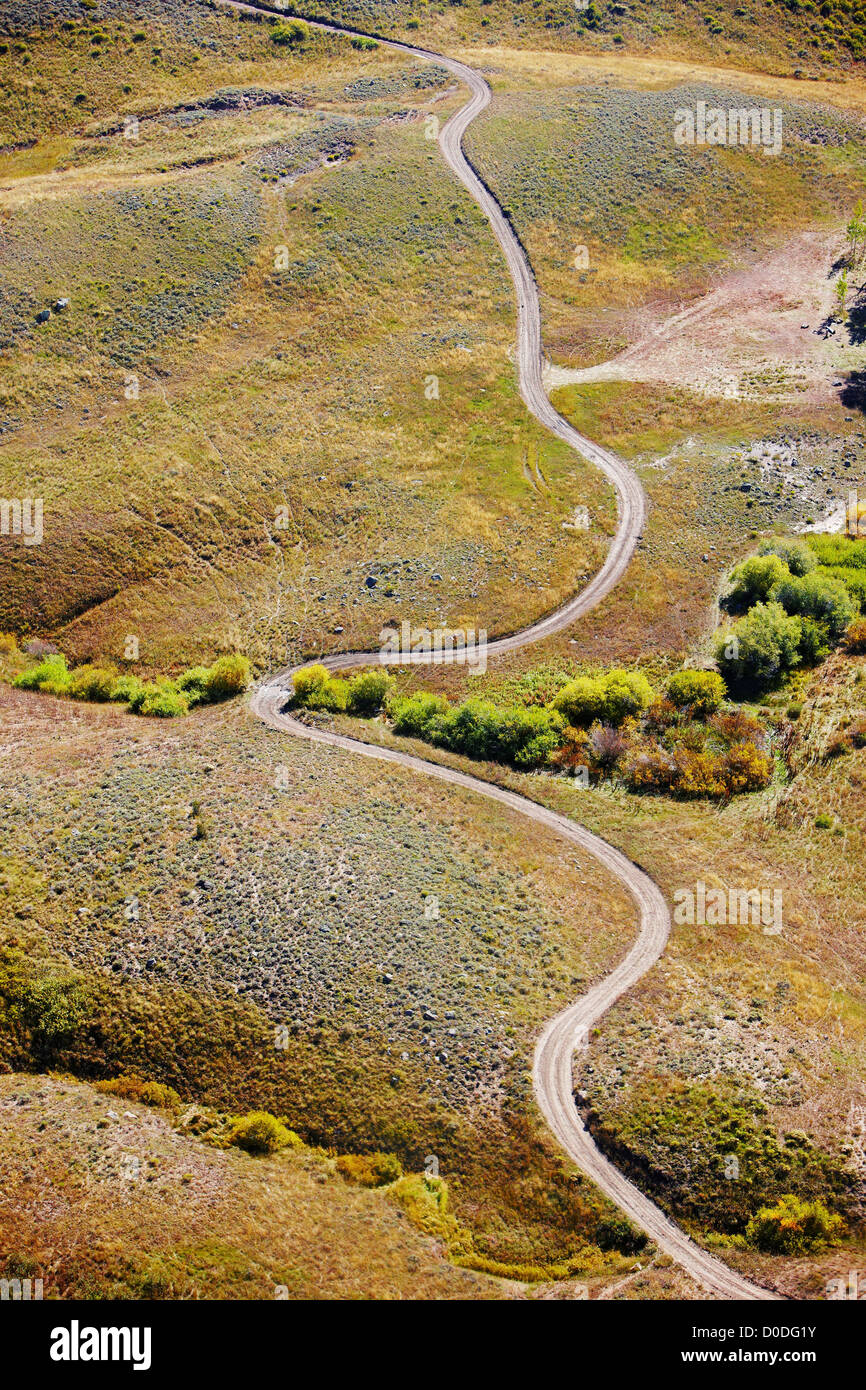 Curve in road through mountainous hi-res stock photography and images ...