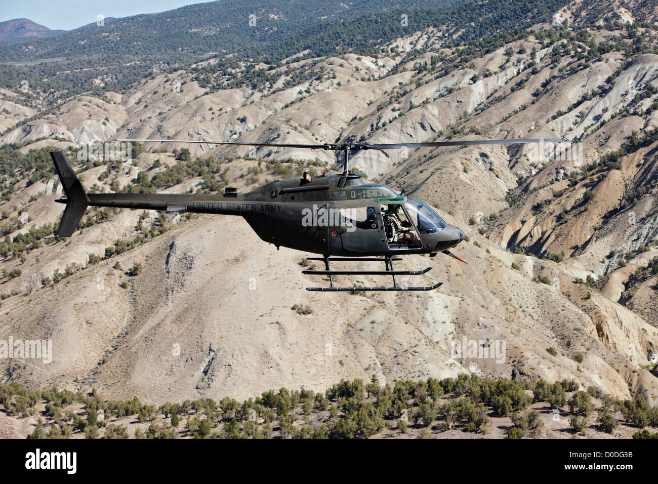 Bell oh 58 kiowa hi-res stock photography and images - Alamy