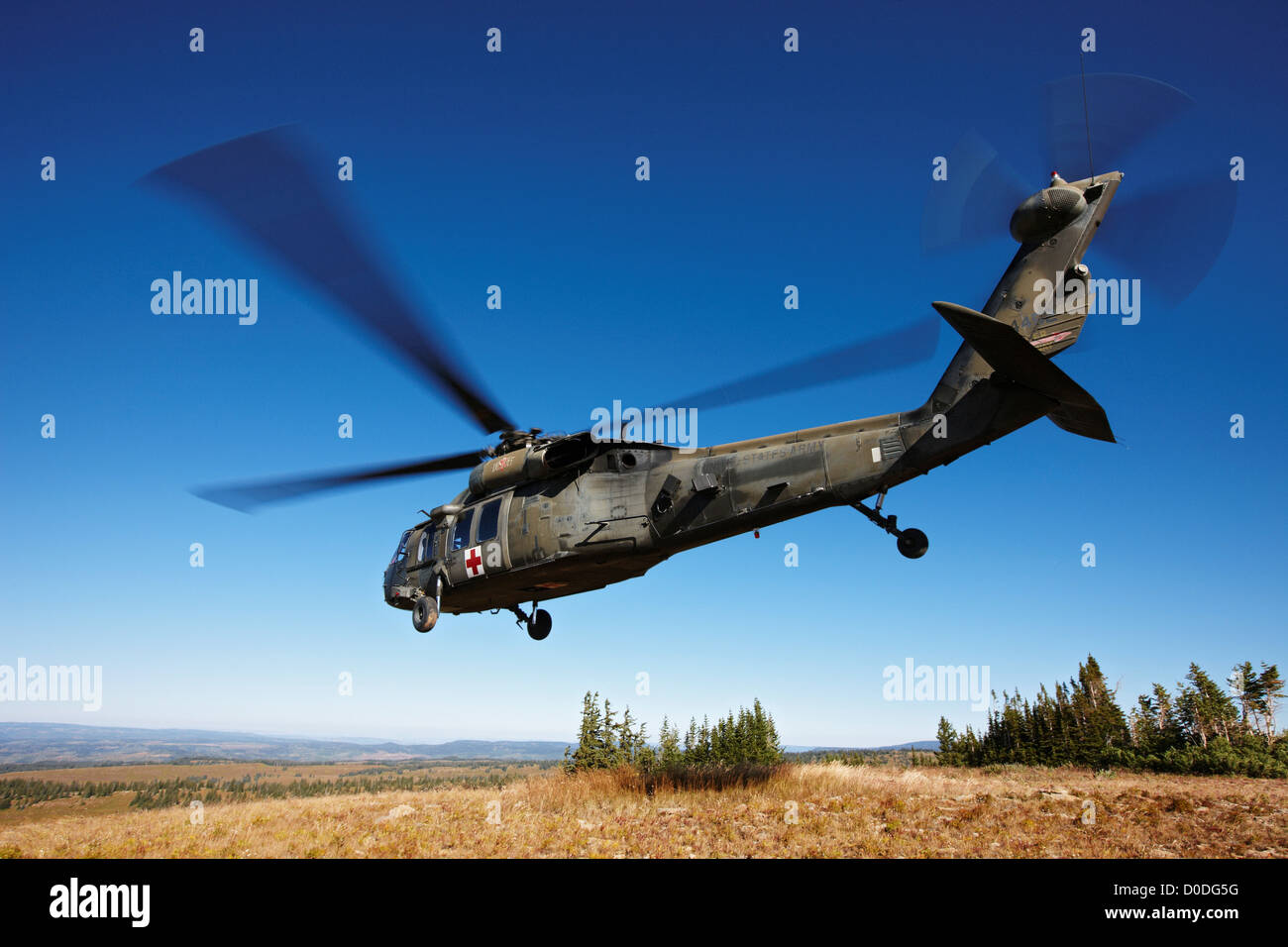 A Sikorsky UH-60 Blackhawk helicopter configured medevac operations ...