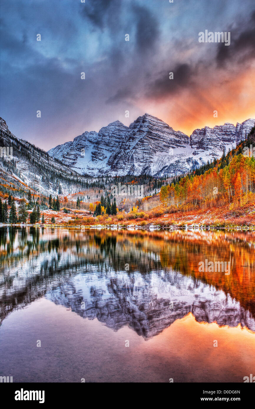Maroon Bells, also known as Maroon Peak and North Maroon Peak ...