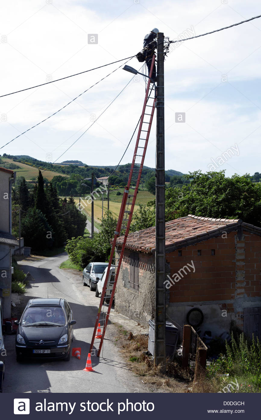 Powerline Repair Stock Photos & Powerline Repair Stock Images - Alamy