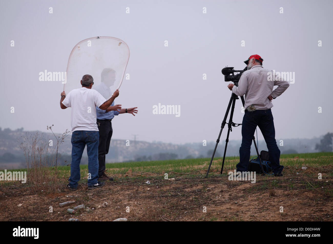 Reporting team hi-res stock photography and images - Alamy