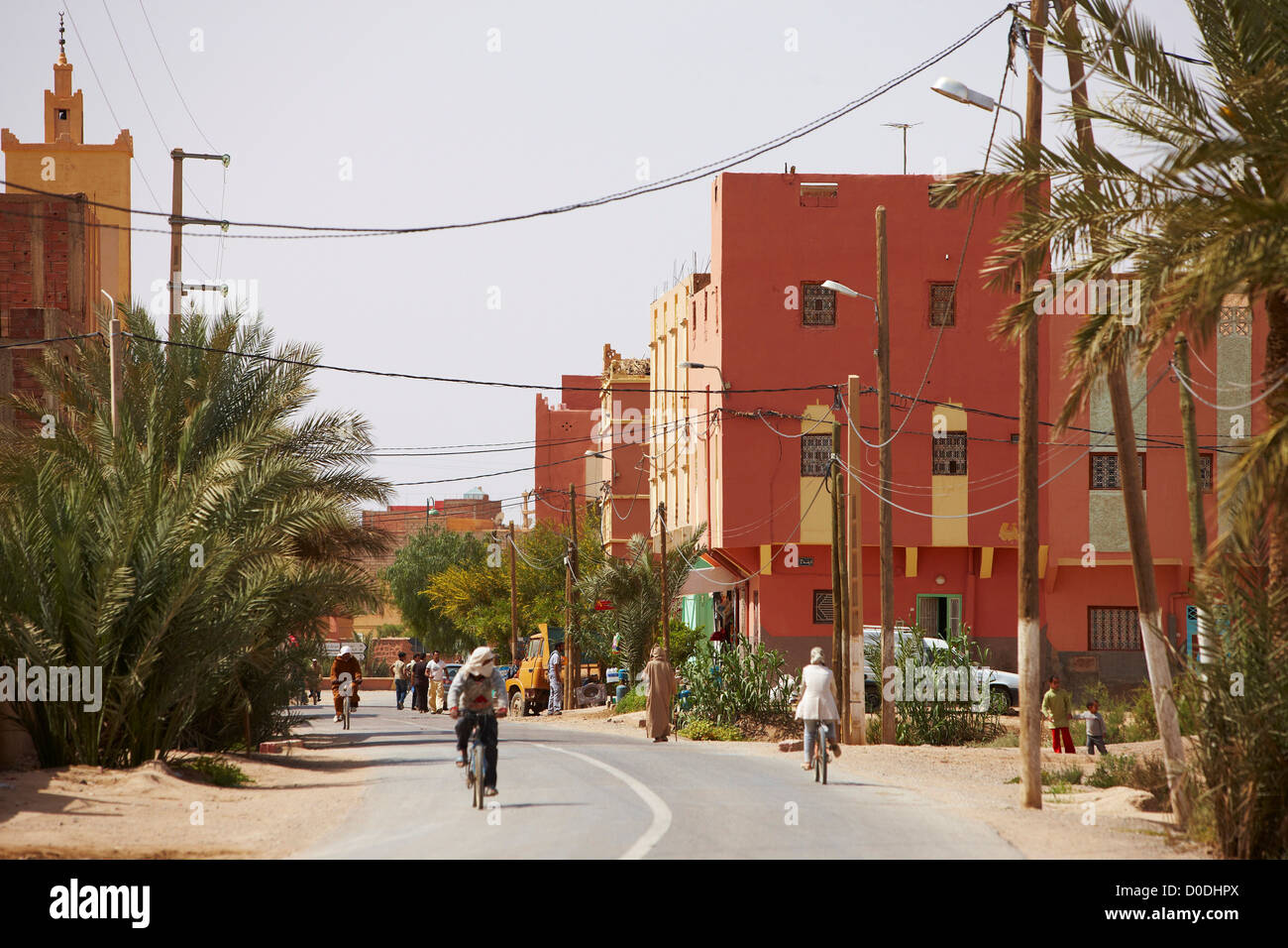 Street scene, desert town in Sahara Desert, Morocco Stock Photo - Alamy