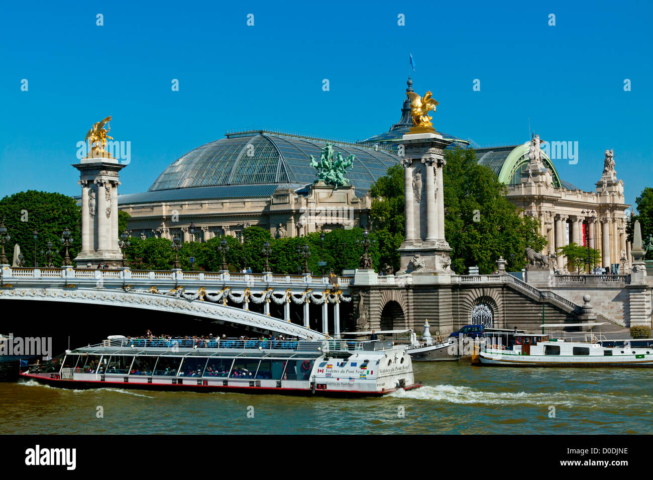 The Alexandre III Bridge And The Grand Palais Museum, Paris, France ...