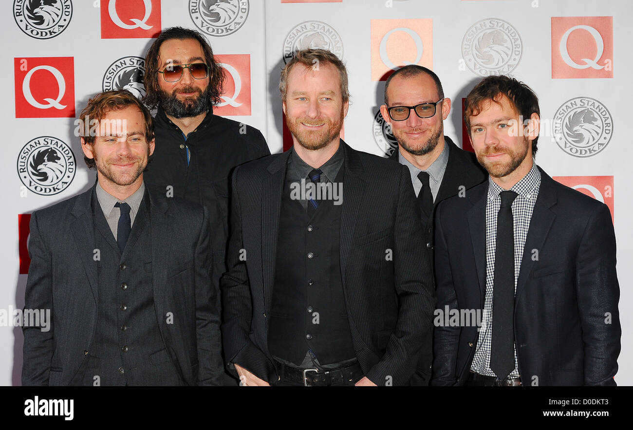 Aaron dessner of the national hi-res stock photography and images - Alamy