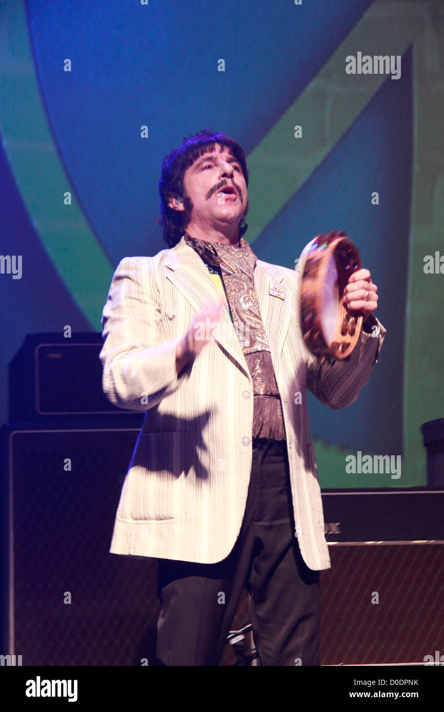 Ralph Castelli as Ringo Starr Opening night of the Broadway production ...