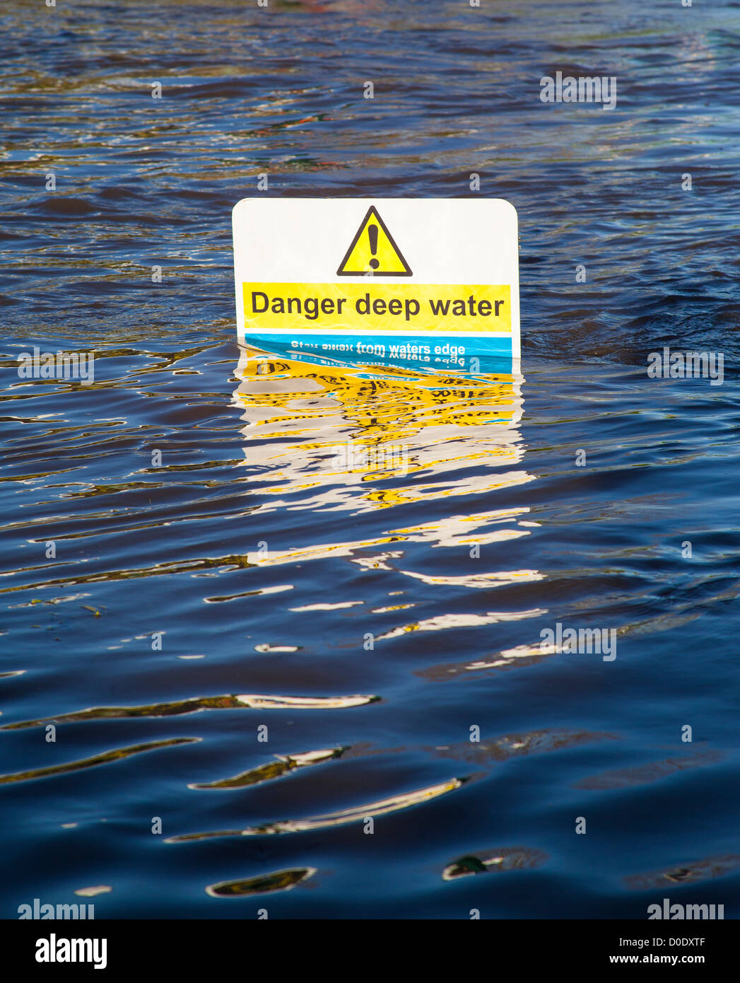 Deep water warning sign in hi-res stock photography and images - Alamy