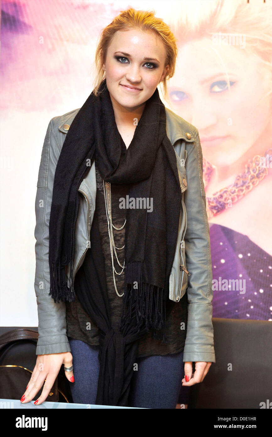 Emily Osment 7 Questions With…Emily Osment