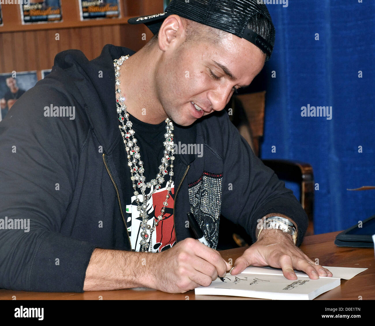 Mike "The Situation" Sorrentino signs copies of his new book "Here's ...