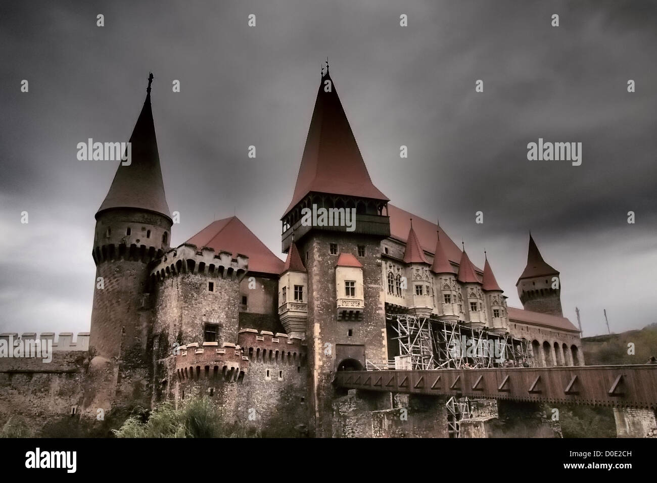 Hunyad castle hi-res stock photography and images - Alamy