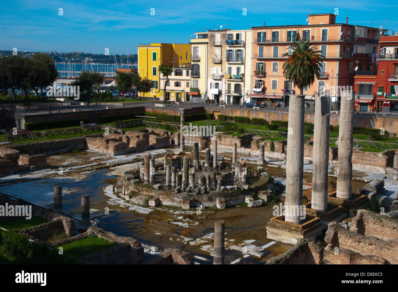 Tempio di Serapide a Roman era Macellum the market place central ...
