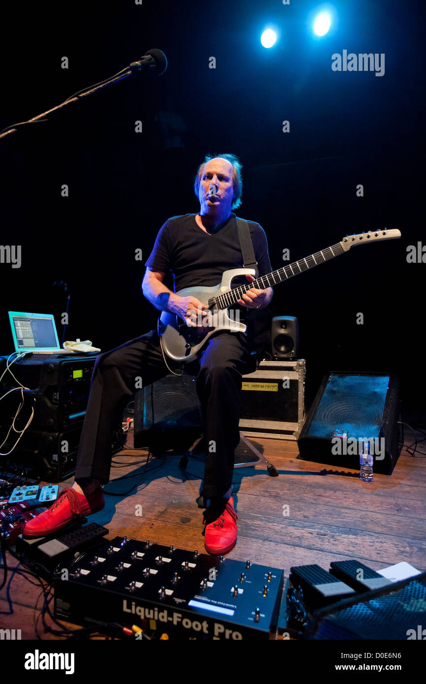 Adrian Belew performs live at Santiago Alquimista with his band Lisbon ...