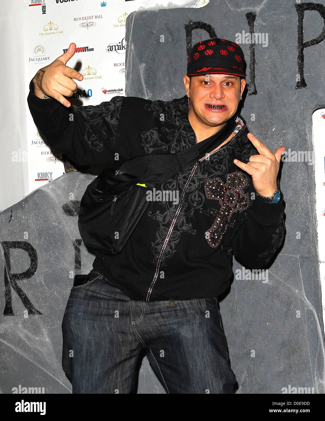 DJ Talent The Bloodlust Ball 2010 at Hampton Court House London ...