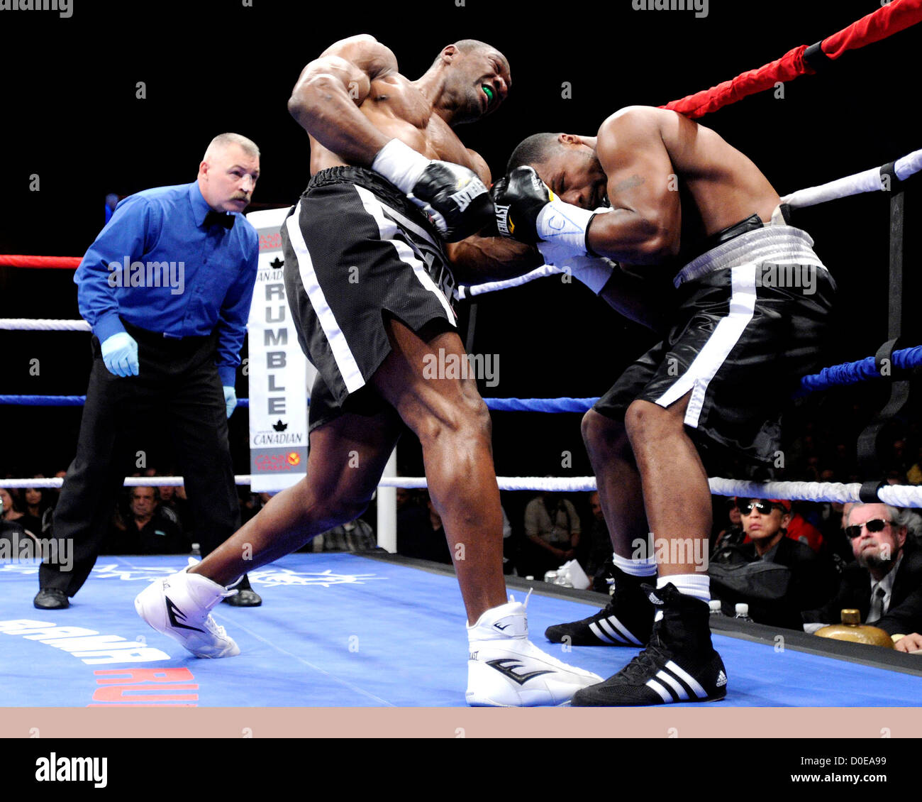 Troy ross vs carl handy hi-res stock photography and images - Alamy