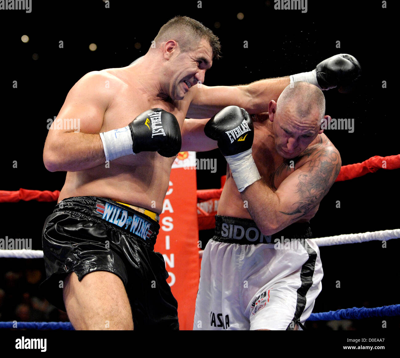 Cruiserweight 199 hi-res stock photography and images - Alamy