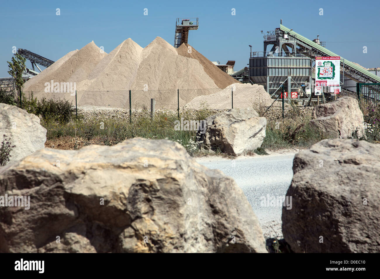 SAND AND ROCK QUARRY OF PRASVILLE BUILDING MATERIAL COMPANY OF BEAUCE ...