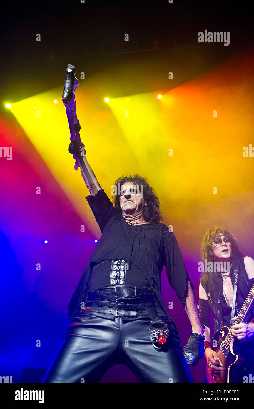 Alice Cooper performing live at the Roundhouse London, England Stock ...