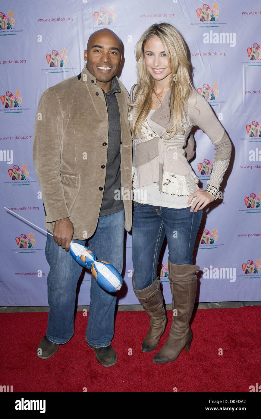 Tiki Barber and TraciLynn Johnson The Elizabeth Glazer Pediatric AIDS ...