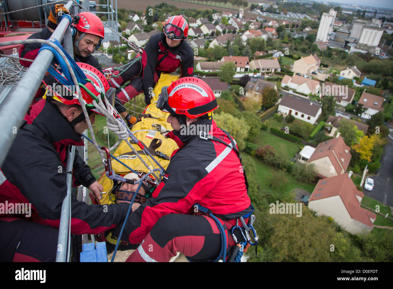 Dangerous construction site hi-res stock photography and images - Alamy