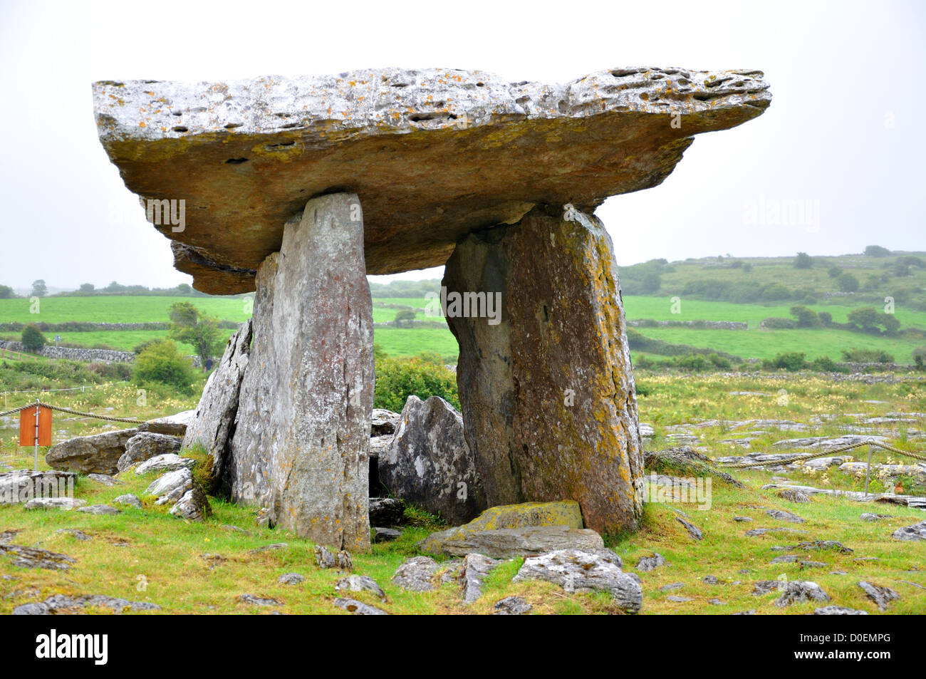 Limestone karst rock formations hi-res stock photography and images - Alamy