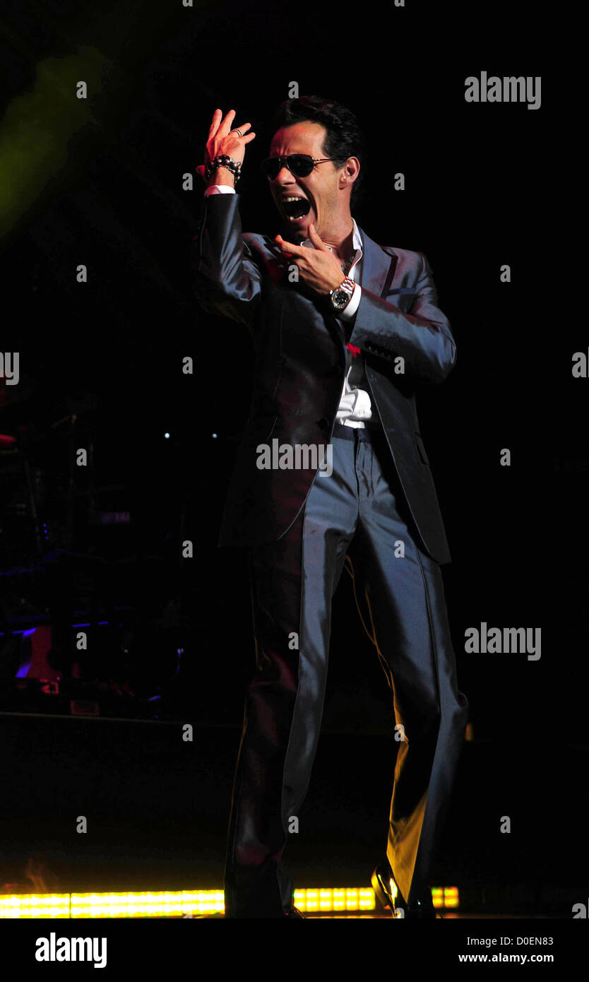 Marc Anthony performing live in concert at Madison Square Garden New ...