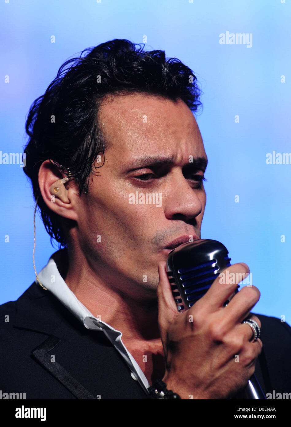 Marc Anthony performing live in concert at Madison Square Garden New ...
