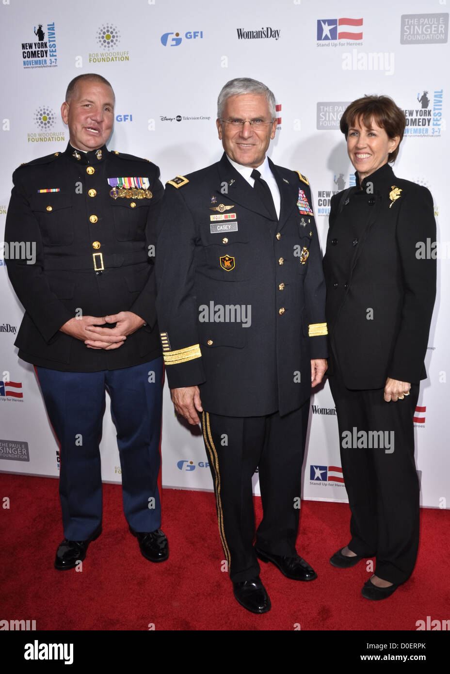 General George Casey and Serviceman United States Servicemen attend ...