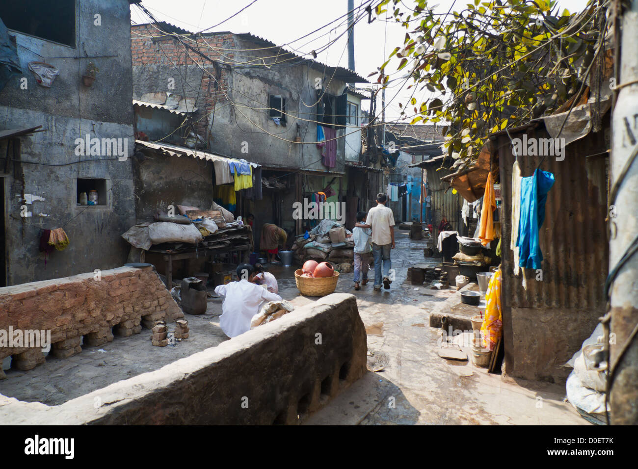 Street in the Dharavi Slum in Mumbai, India Stock Photo - Alamy