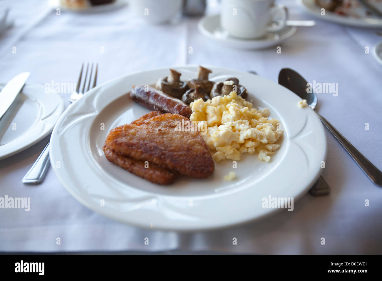 Cooked english breakfast uk hi-res stock photography and images - Alamy